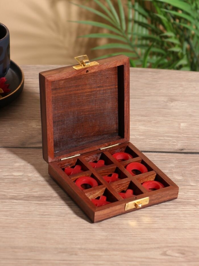Настольная игра Крестики-нолики , 10 10 см, дерево шишам, смола