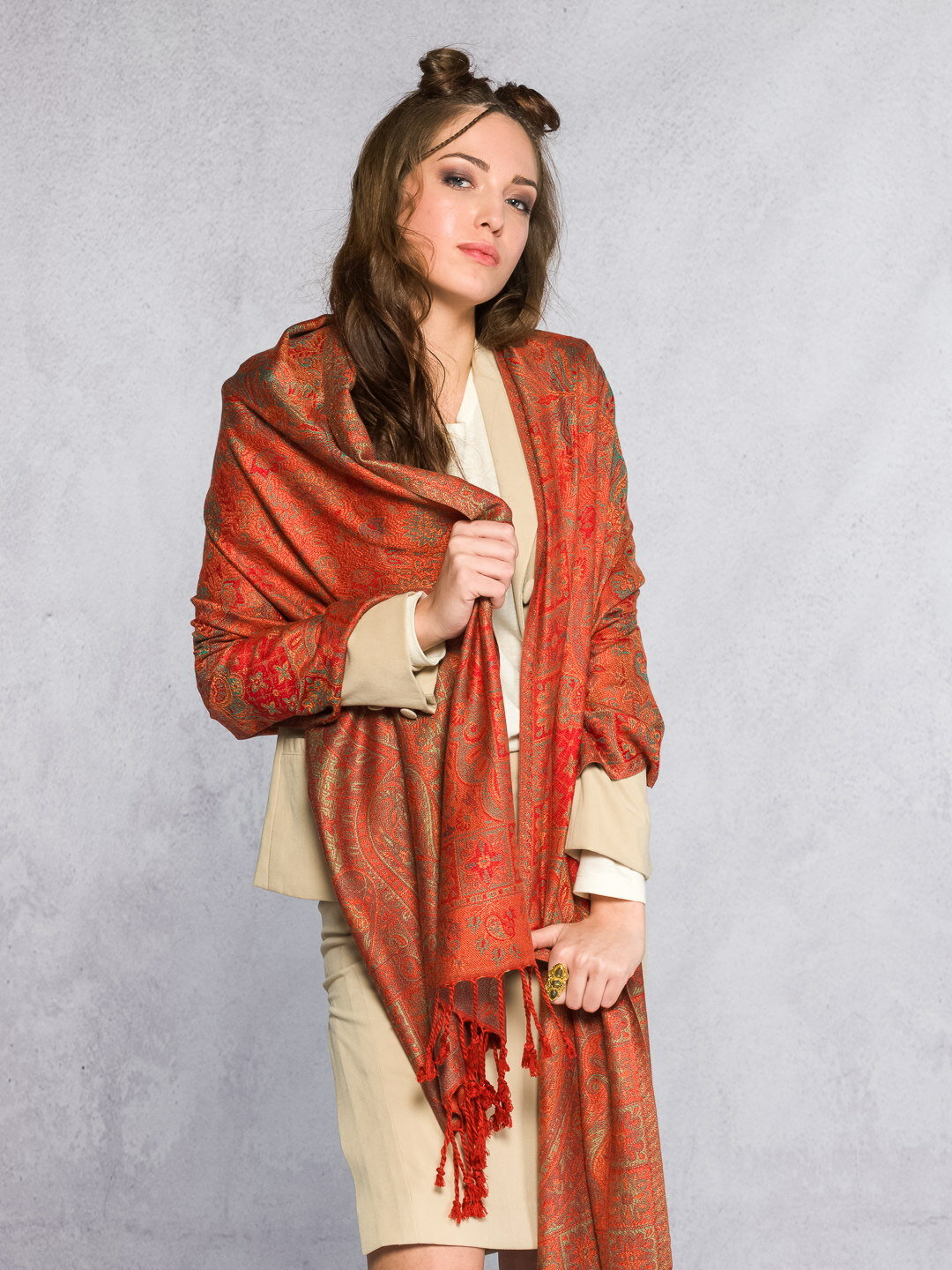 Палантин для женщин