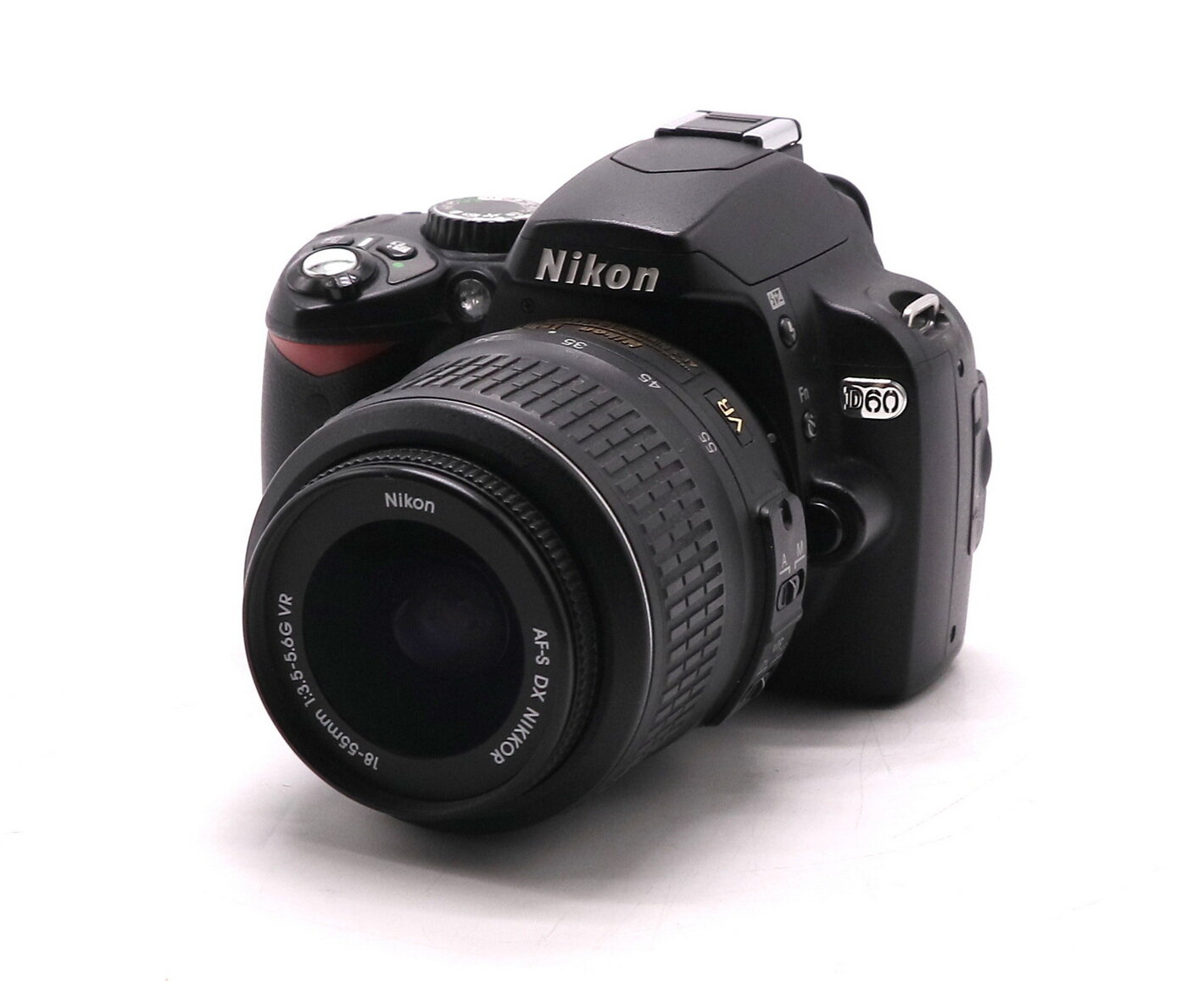 Фотокамера Nikon D60 kit (пробег 13270 кадров)