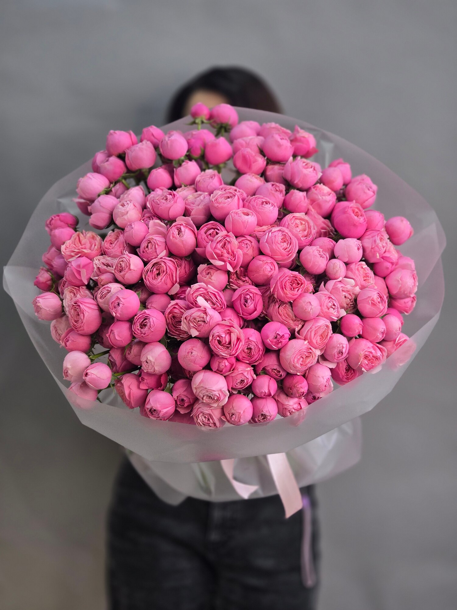 Букет из 51 кустовых пионовидных роз, размер XXL, от "Di_Flowerslab"