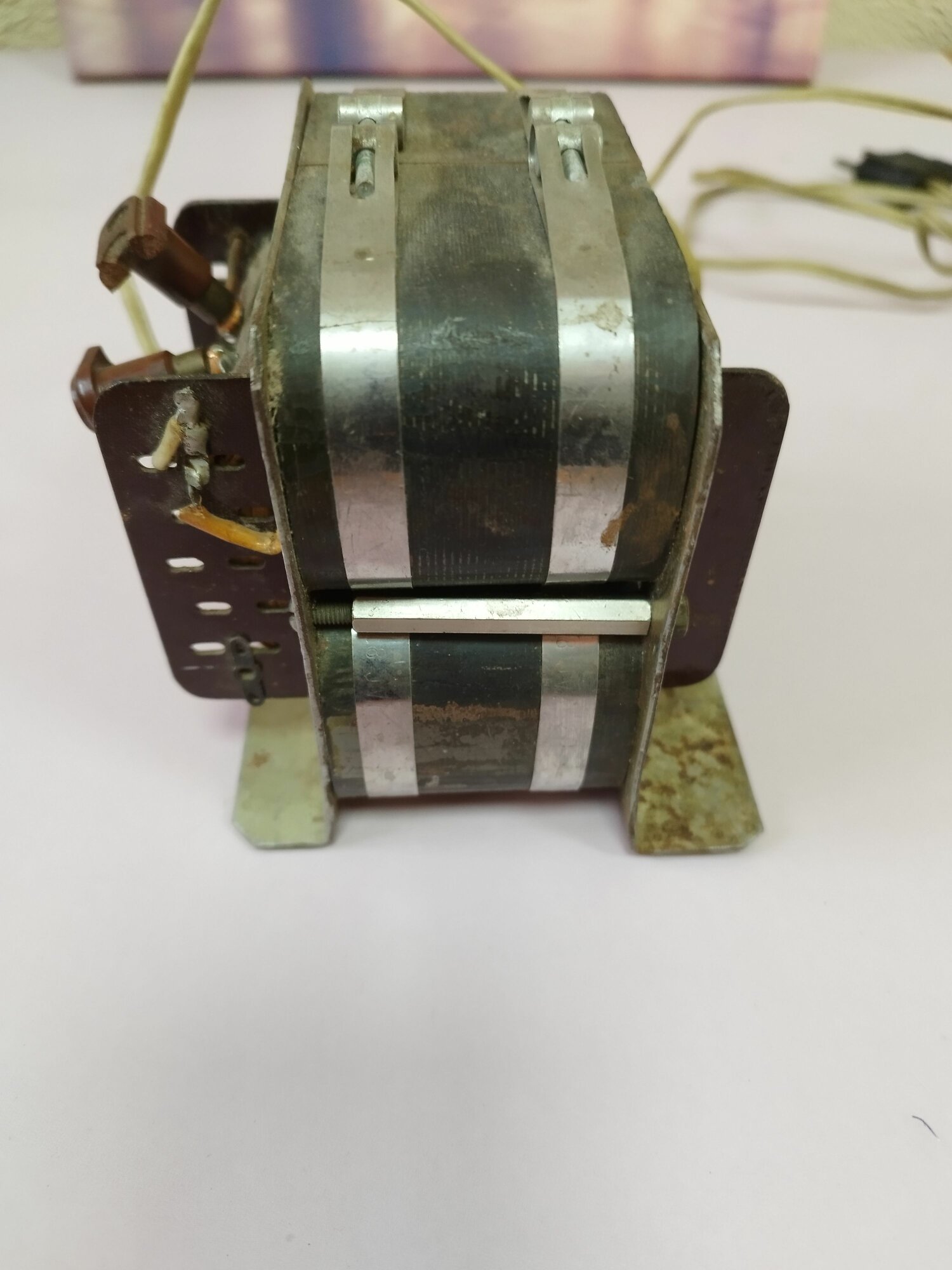 Трансформатор тока 110х100