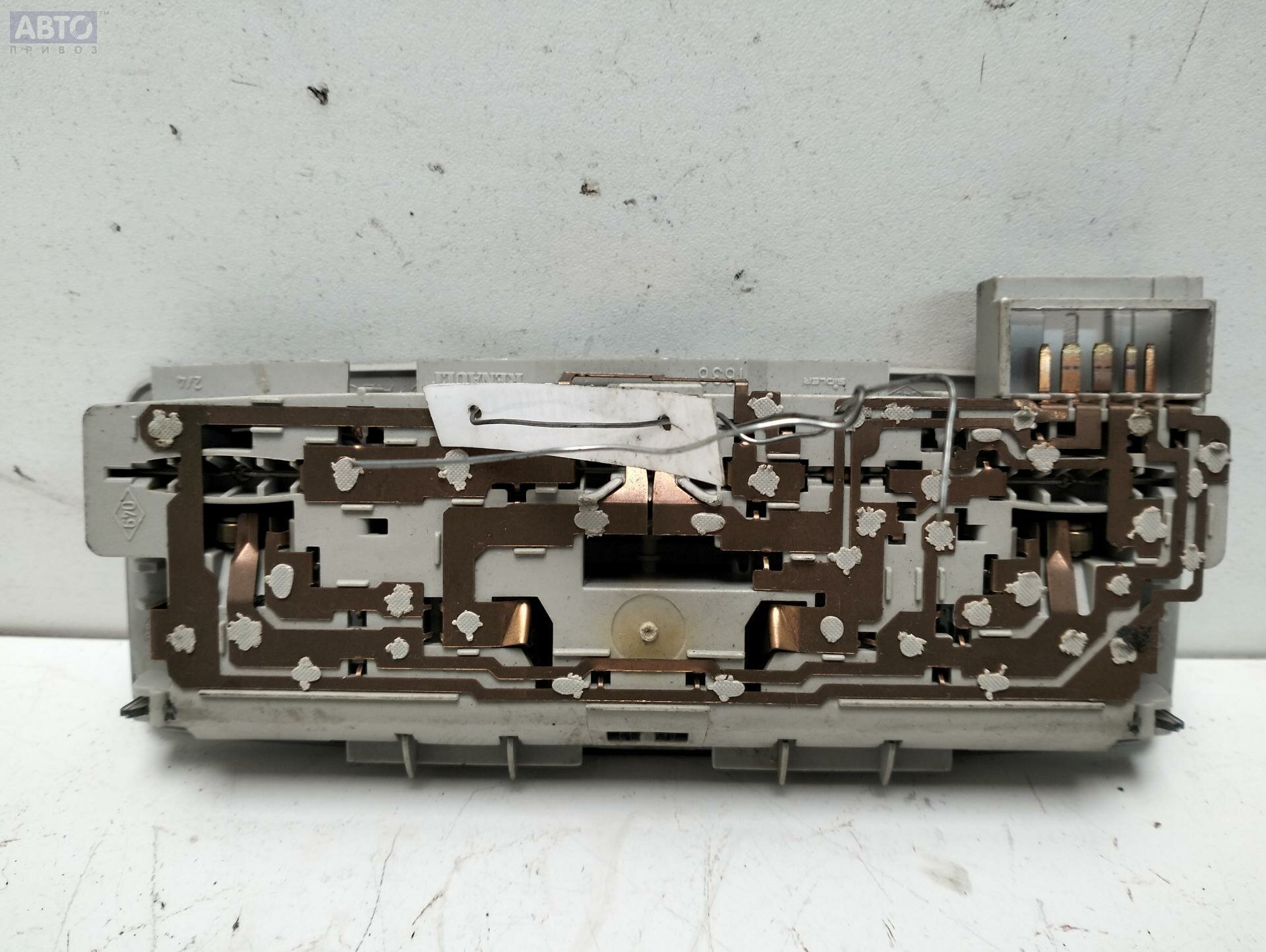 Фонарь салонный (плафон) Renault Espace 4 (2002-2014)