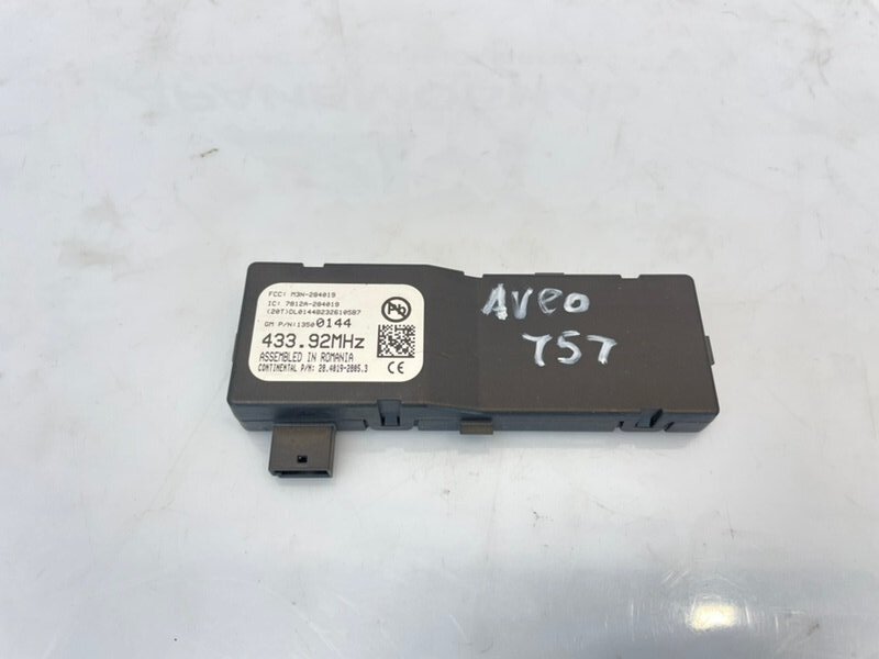 Б/У антенна иммобилайзера Chevrolet Aveo 2014 T300 F16D4 67134 GENERAL MOTORS арт. 13500144