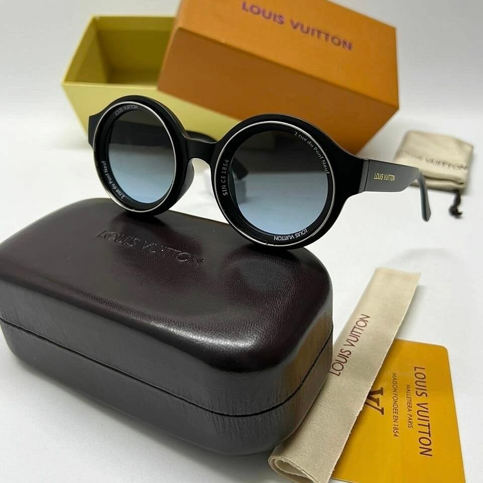 Солнцезащитные очки Louis Vuitton