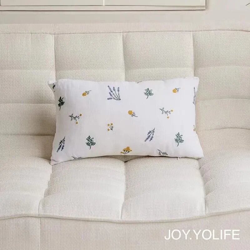 Подушка декоративная Joy.Yolife 30x50 см с цветочным принтом из хлопка