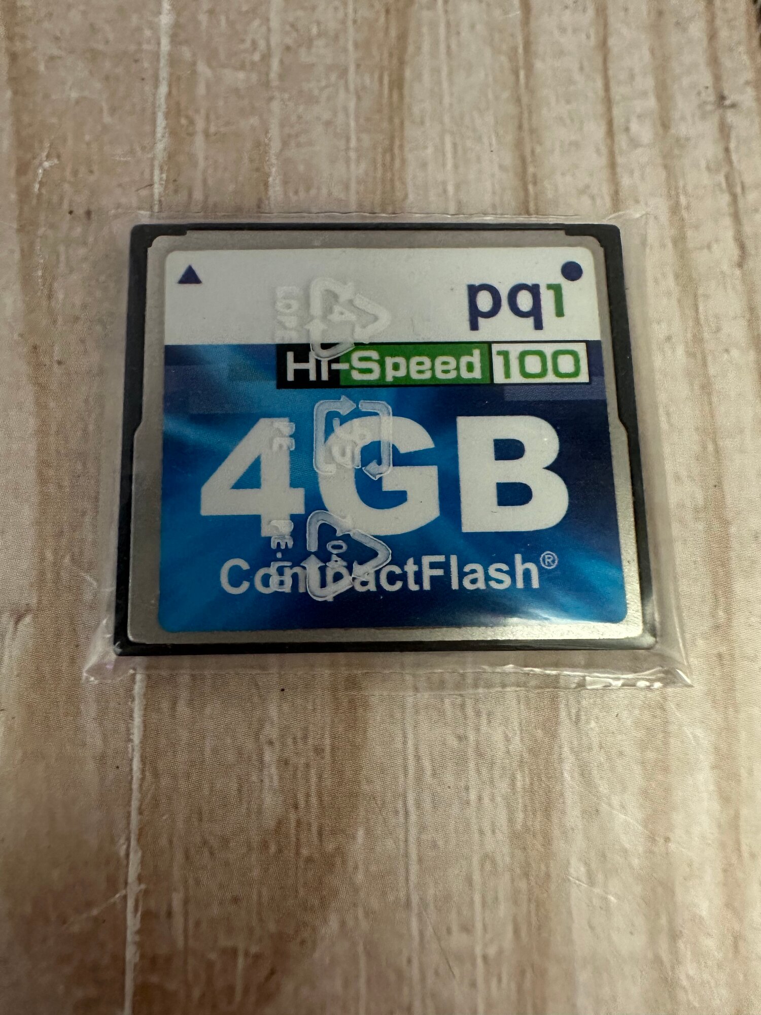 Карта памяти 4Gb Compact Flash 100x PQI