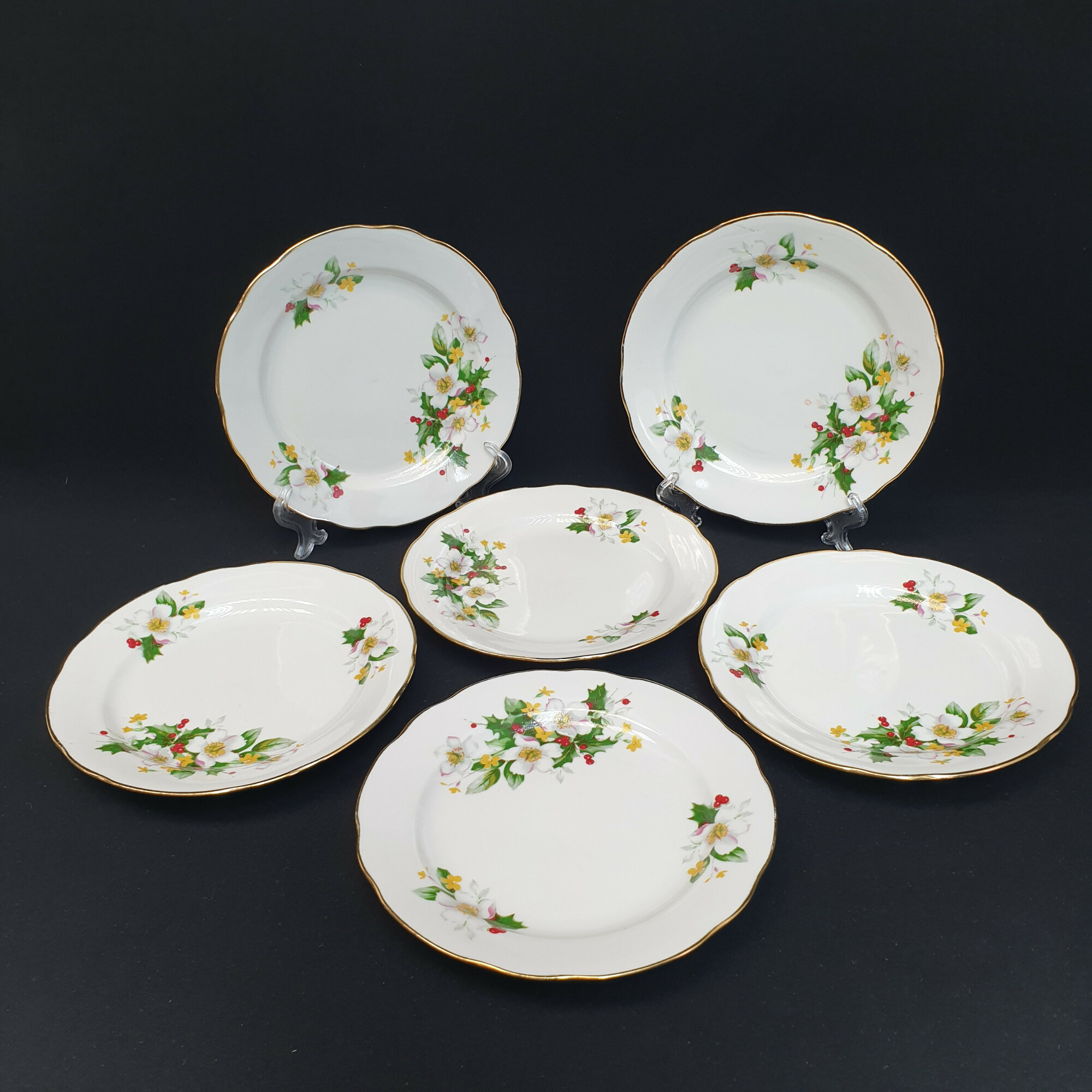 Винтажный набор десертных тарелок Ягодки 6 шт с хранения, Дулево, фарфор, деколь, позолота, СССР.