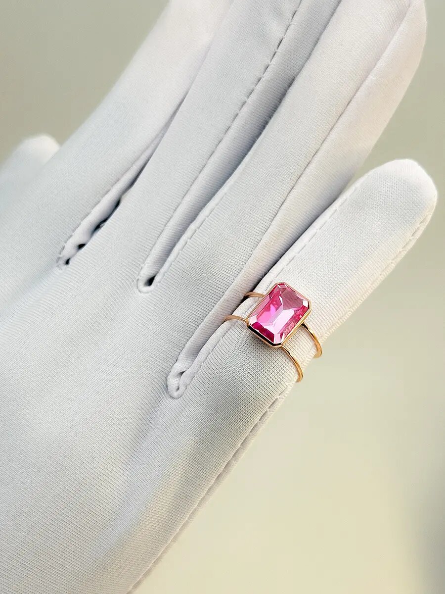 Кольцо, красное золото, 375 проба, сапфир синтетический