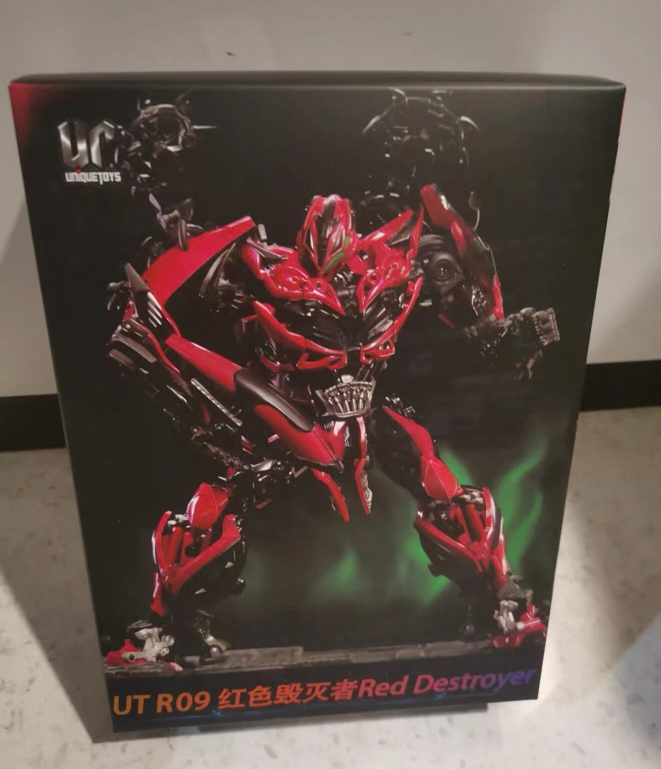 Трансформер Hasbro Stinger Red
