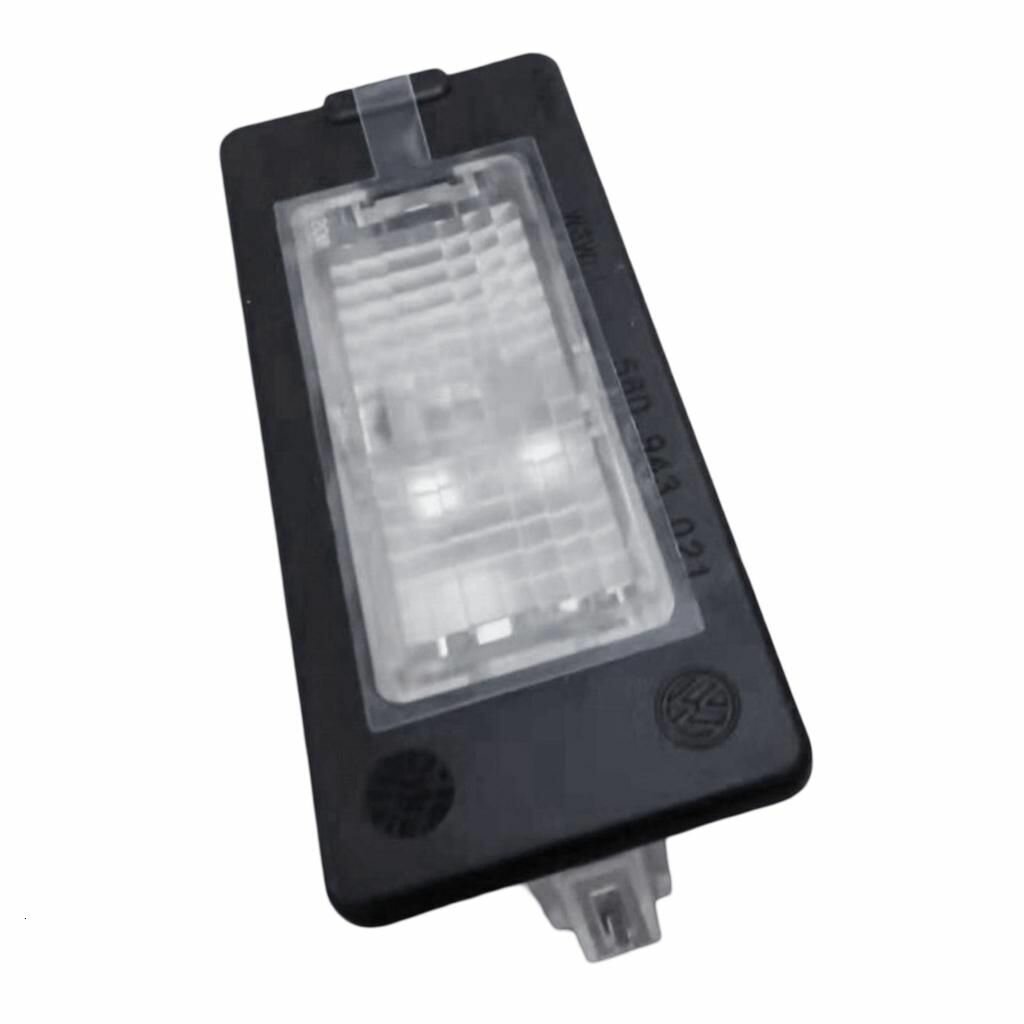 Стильный светодиодный фонарь для номерного знака