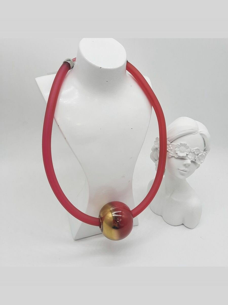 Колье, стекло