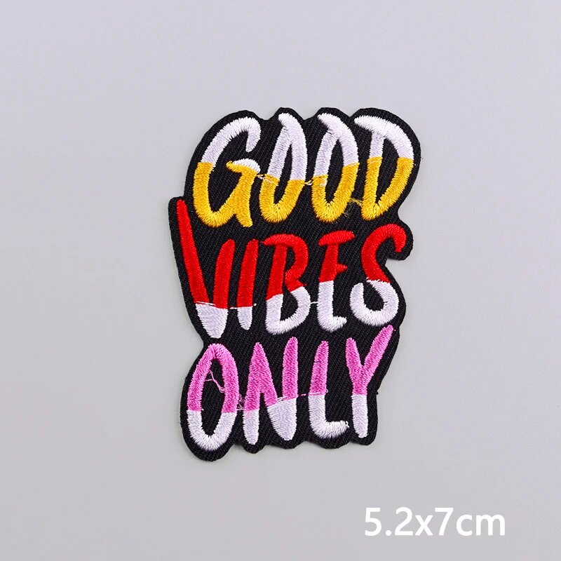 Нашивка "Good Vibes Only" вышитая, 5.2x7 см, PE10813CT