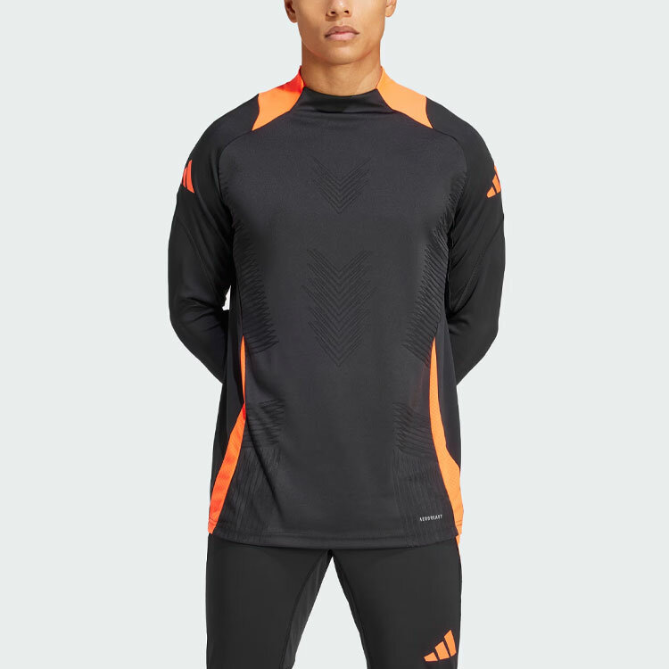 Форма спортивная adidas