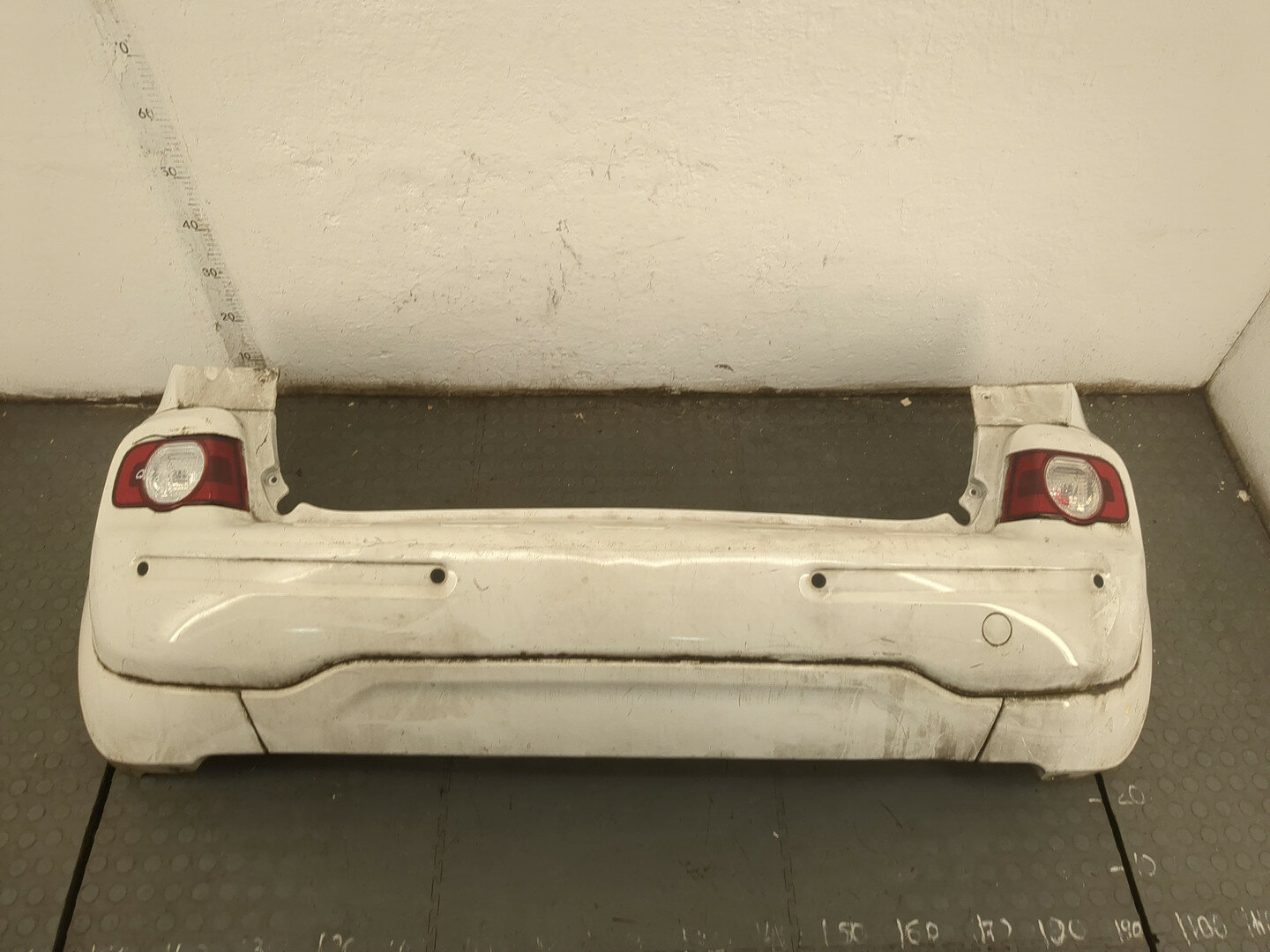 Бампер задний Citroen C3 picasso Б/У
