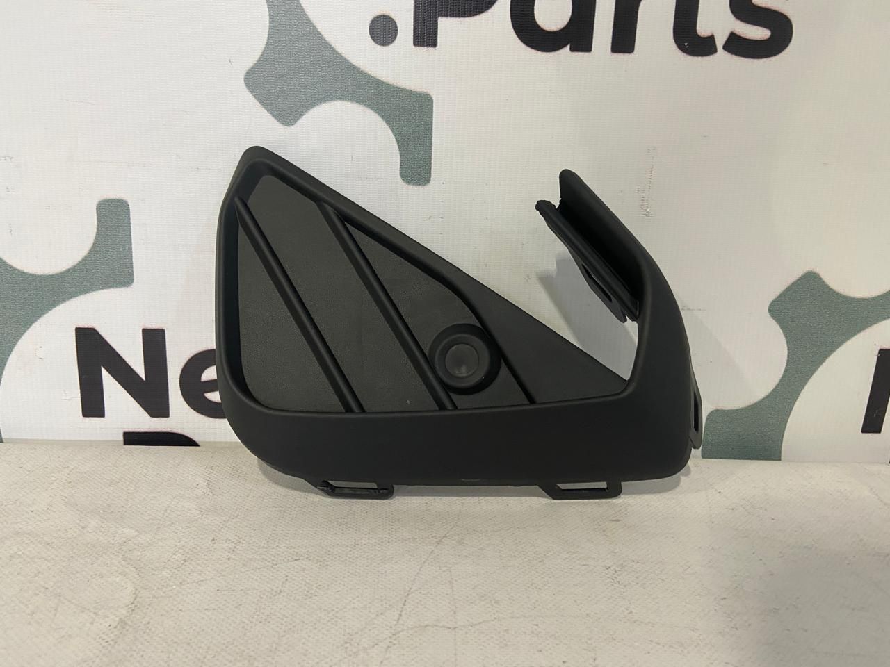 Заглушка ПТФ правой VW Polo 6 2020-2022