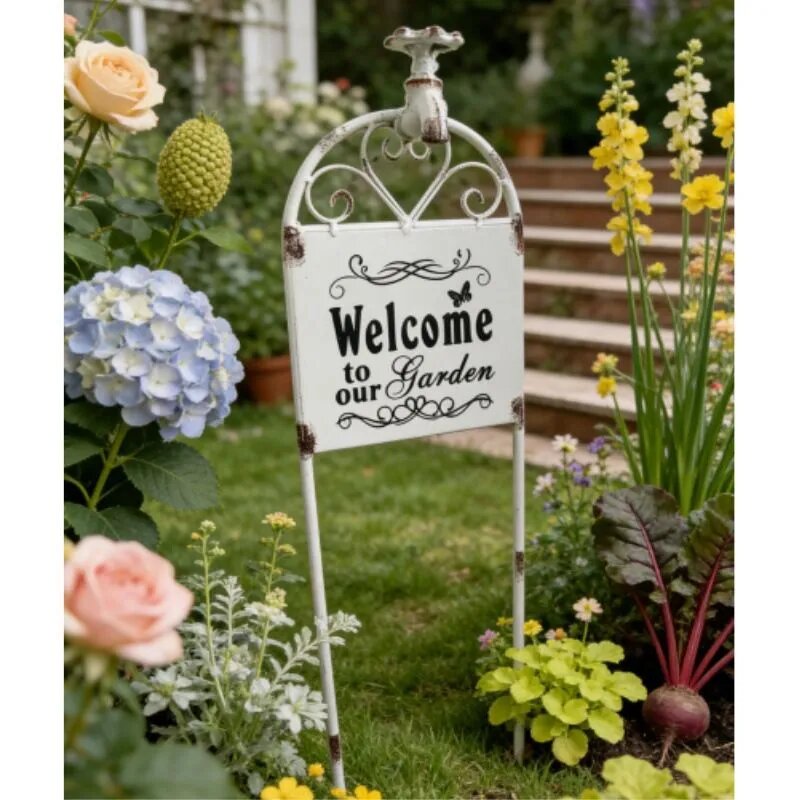 Садовая фигурка Welcome to our Garden белого цвета из железа, винтажный стиль, 19*69 см — фото 1