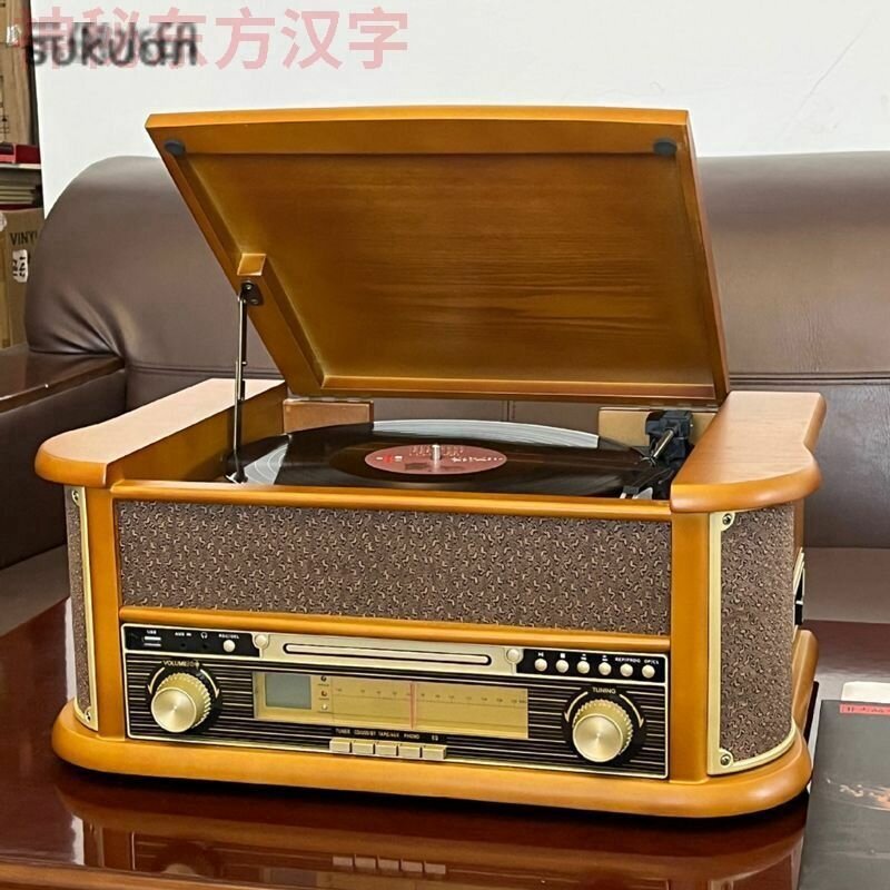 Виниловый проигрыватель