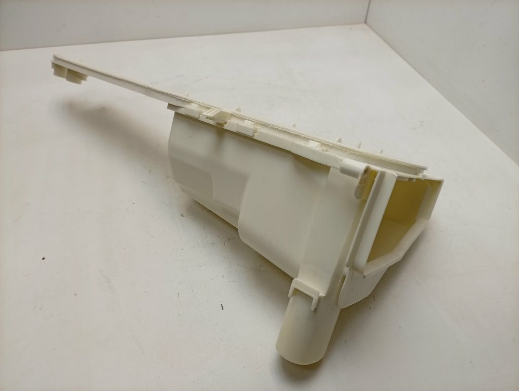 BWE81282LB кт35 Бункер для стиральных машин Indesit 230013018 б/у