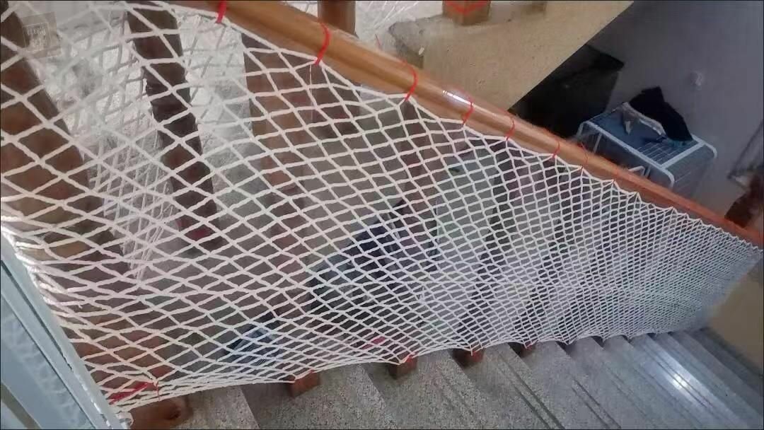 Сетка веревочная узловая 3mx1m ширина заградительная защитная спортивная