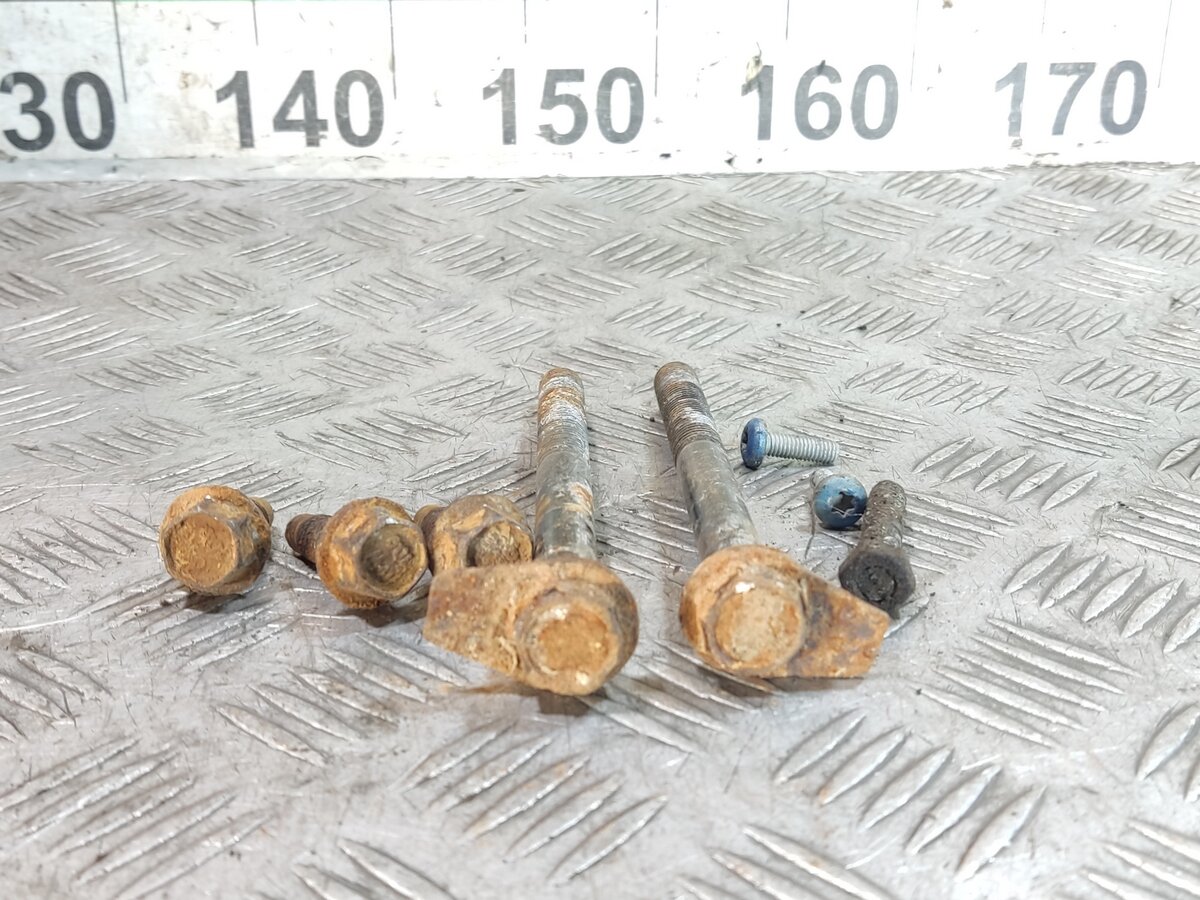 Болт подрамника заднего CHEVROLET Captiva 2006-2010 11519942