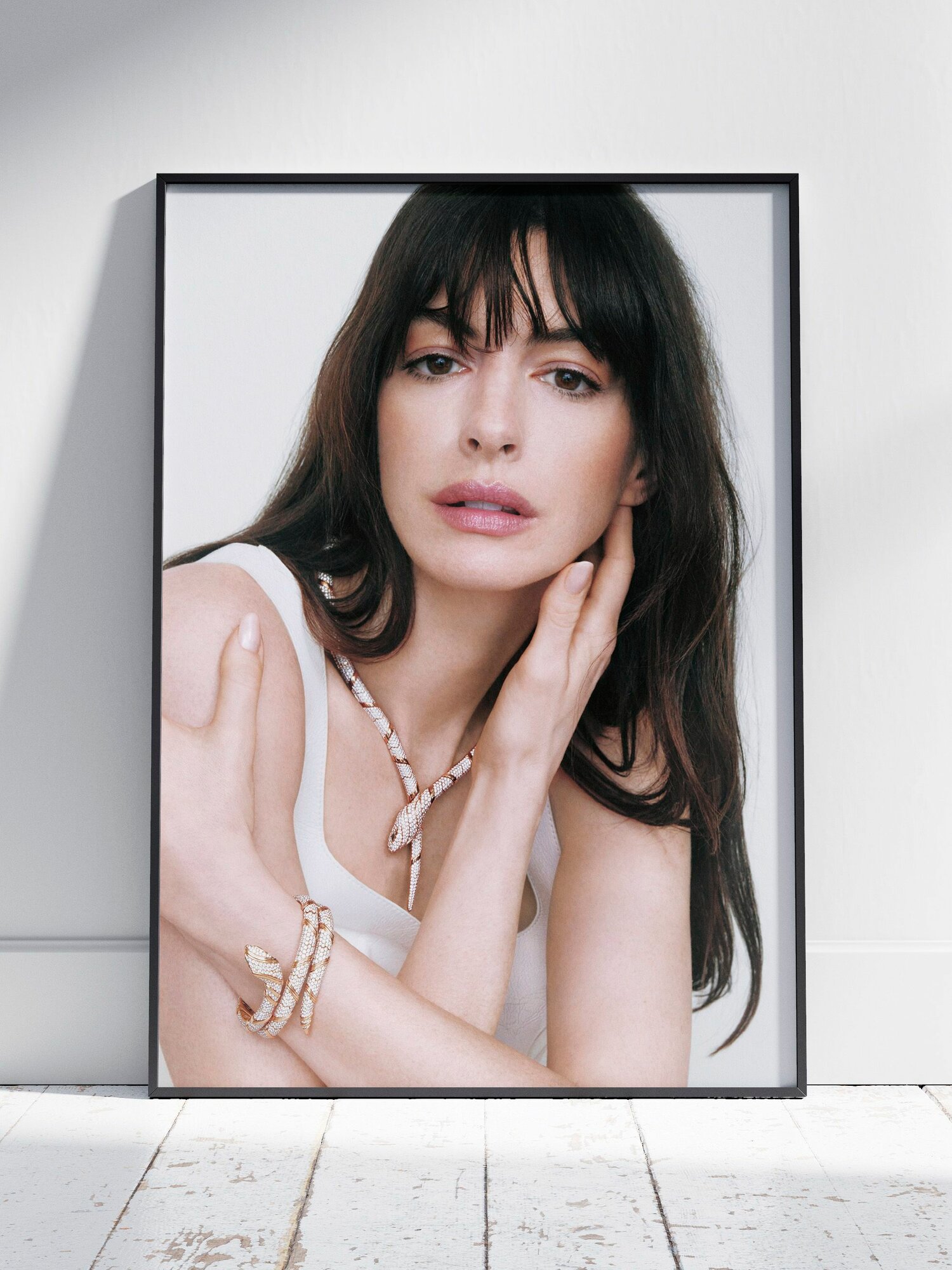Плакат на стену для интерьера Энн Хэтэуэй (Anne Hathaway 4) - Постер по актеру фильма, кино, сериала формата A4 (21x30 см)