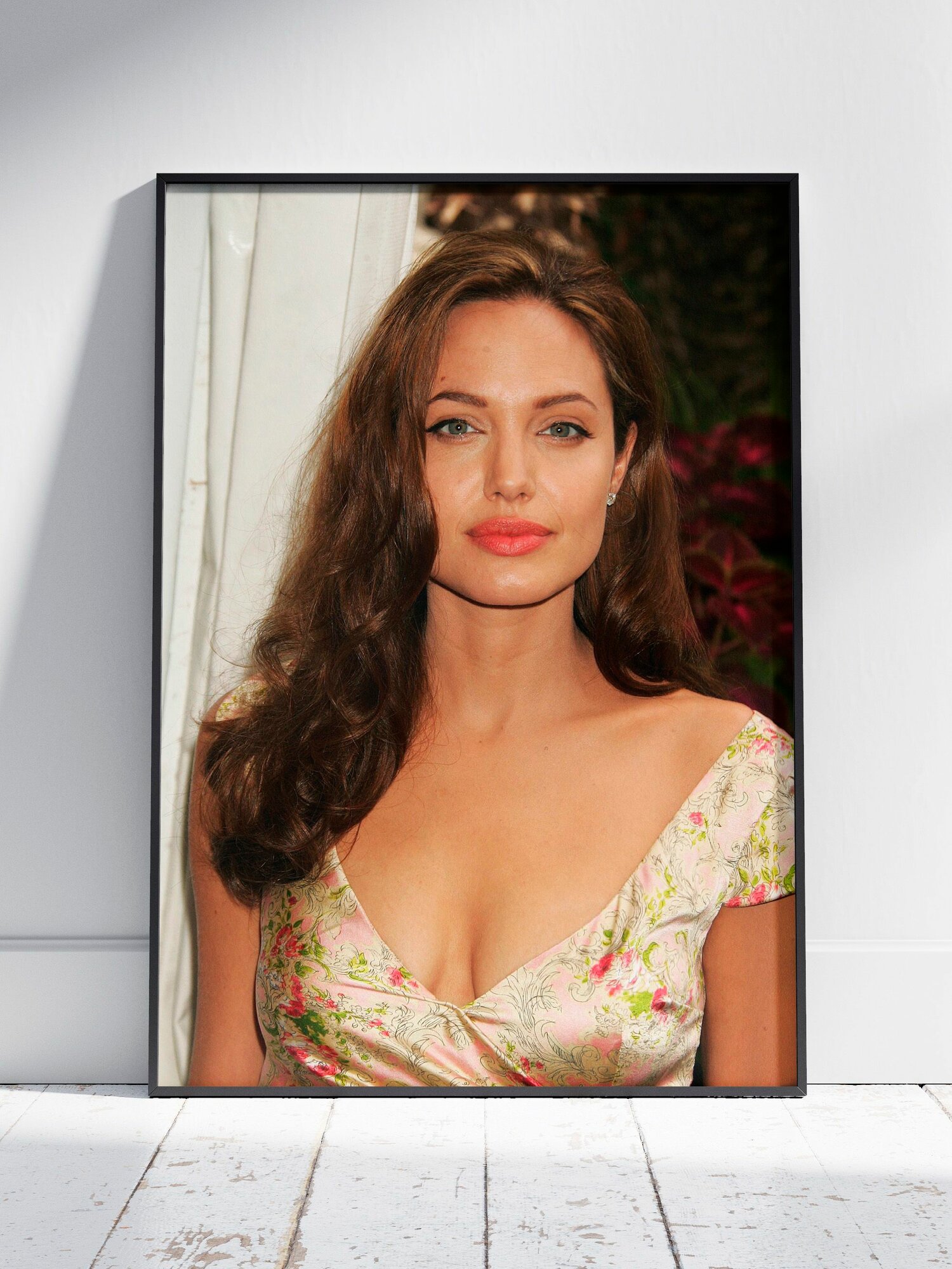 Плакат на стену для интерьера Анджелина Джоли (Angelina Jolie 10) - Постер по актеру фильма, кино, сериала формата A3 (30x42 см)