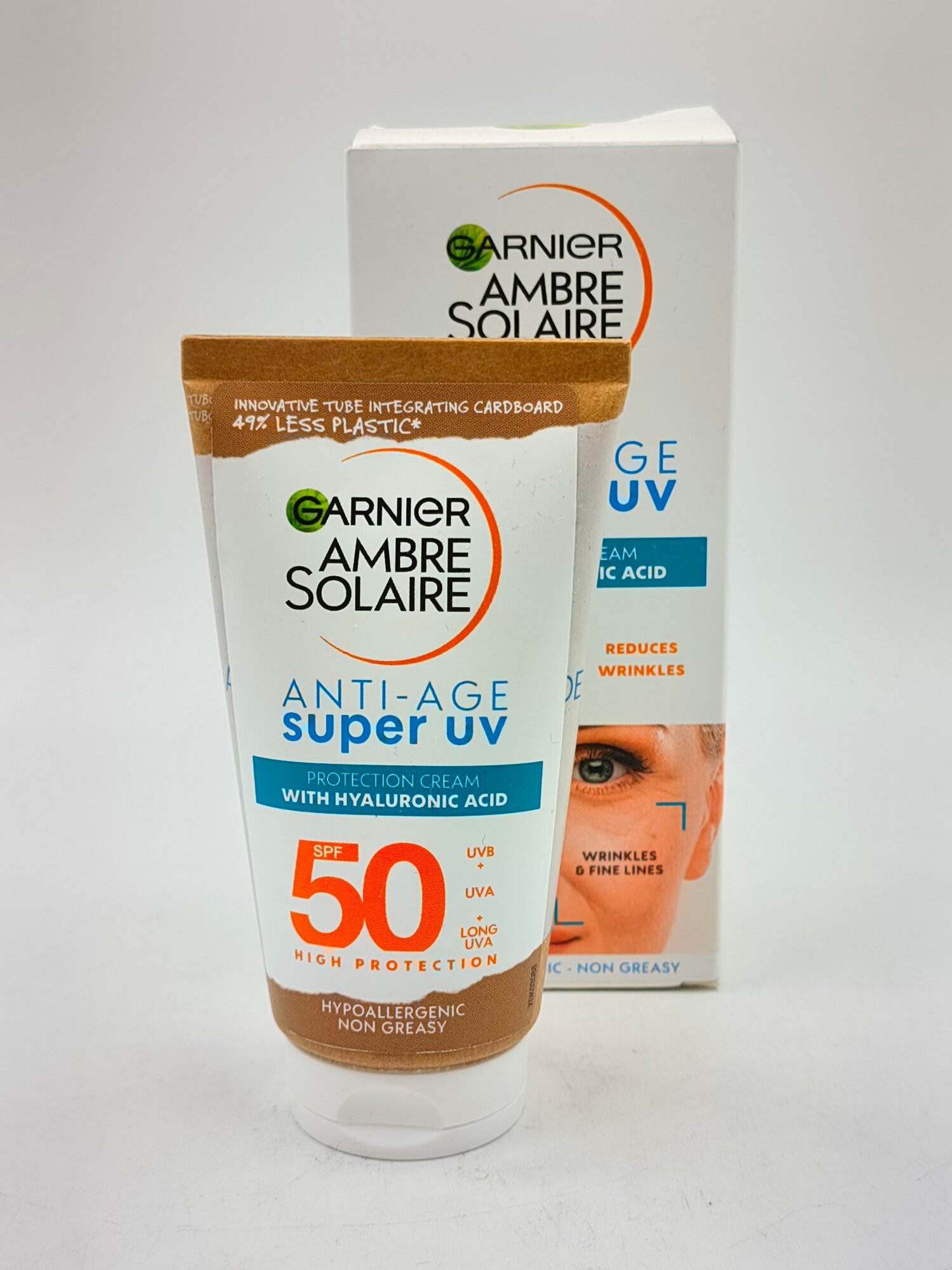 Крем для лица SPF 50 Garnier Ambre Solaire Anti-Age super UV с гиалуроновой кислотой 50 мл (Франция)