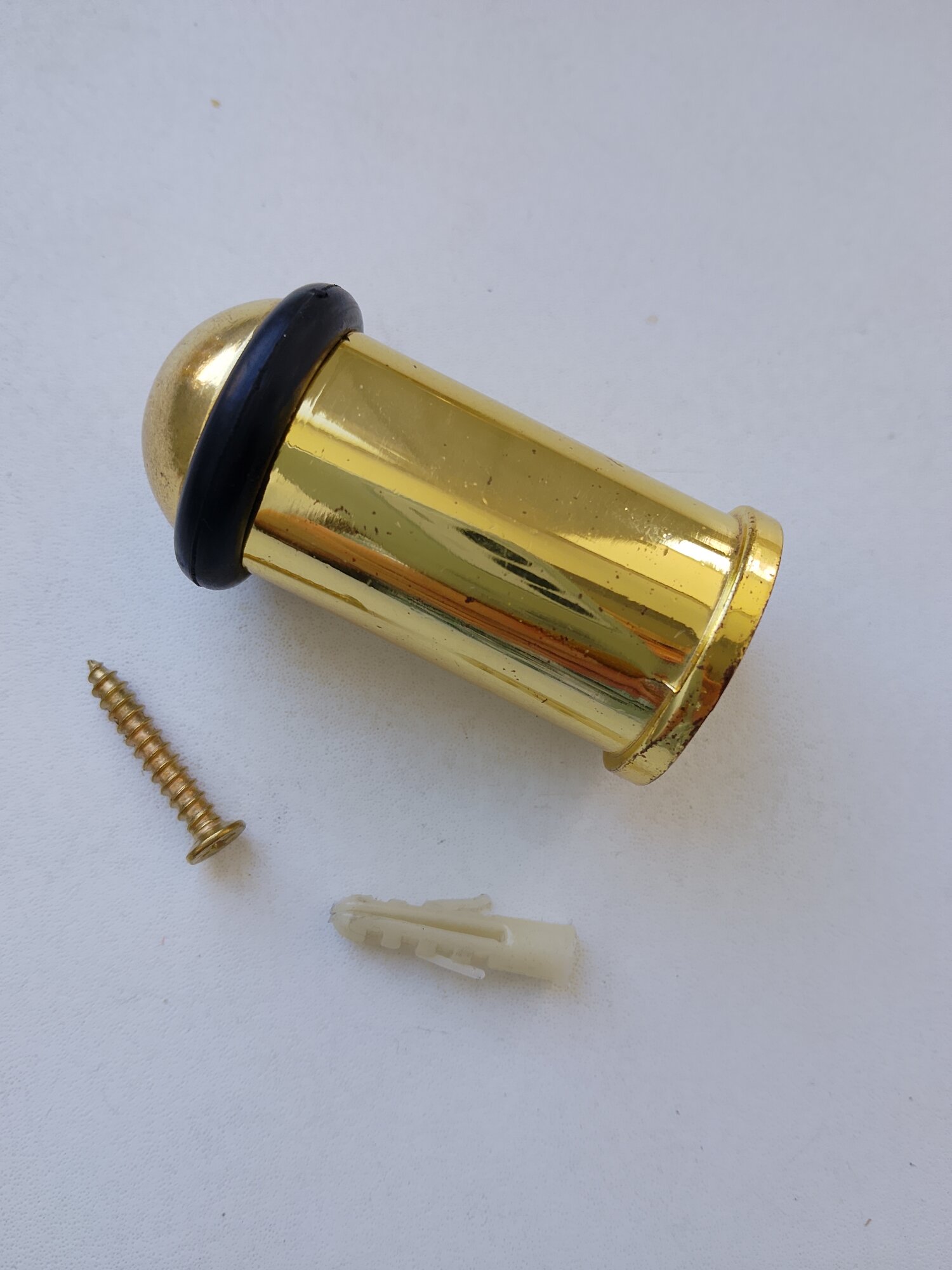 Ограничитель дверной цвет золото высота 60мм , диаметр 30 мм с креплением, в комплекте 3 штуки.