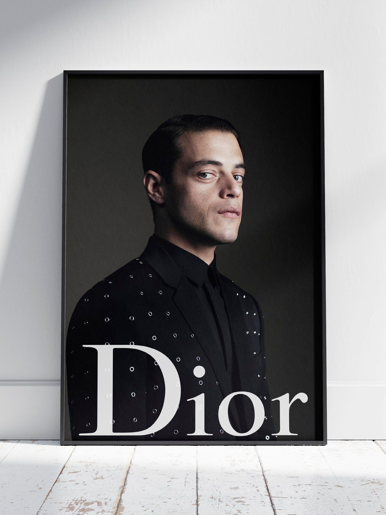Плакат на стену для интерьера Рами Малек (Rami Malek 4) - Постер по актеру фильма, кино, сериала формата A4 (21x30 см)