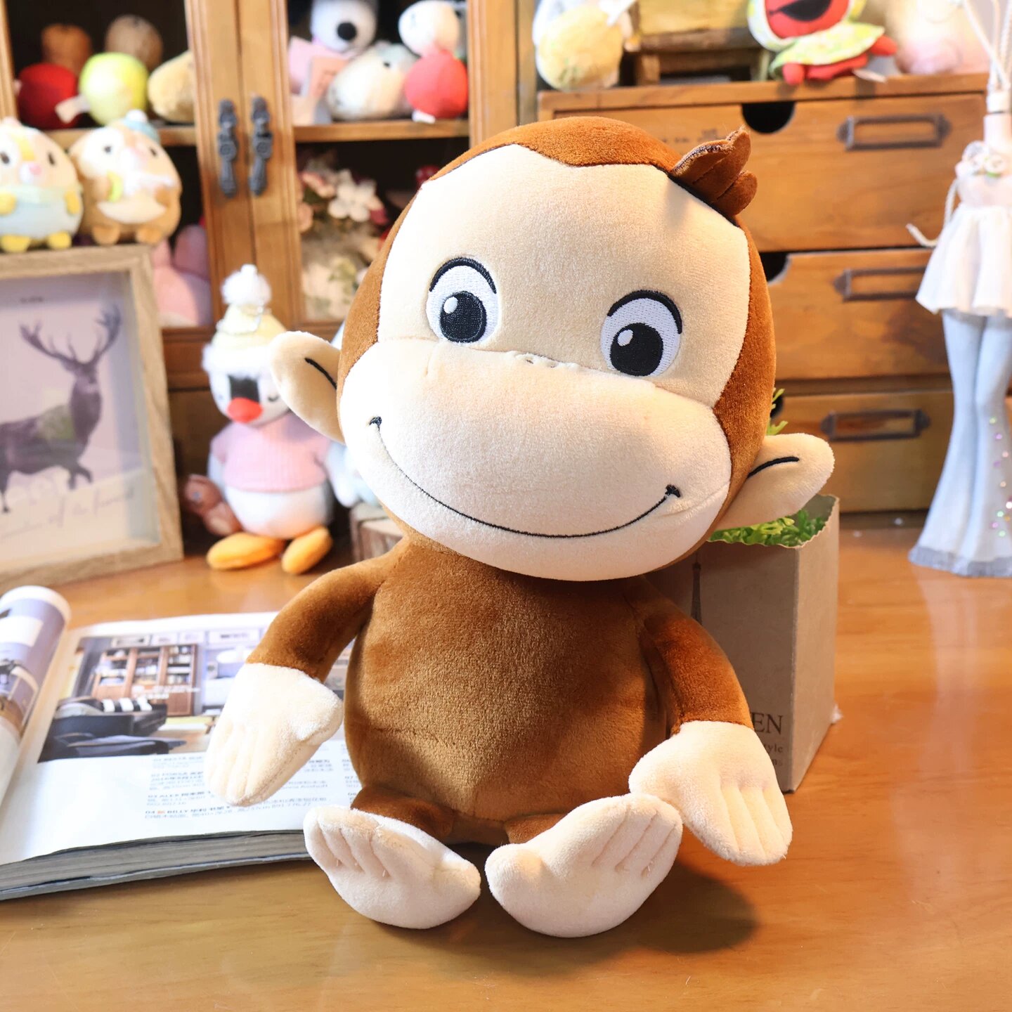 Плюшевая игрушка Curious George, высота 20см, ширина 8см, глубина 20см, мягкий дизайн для детей