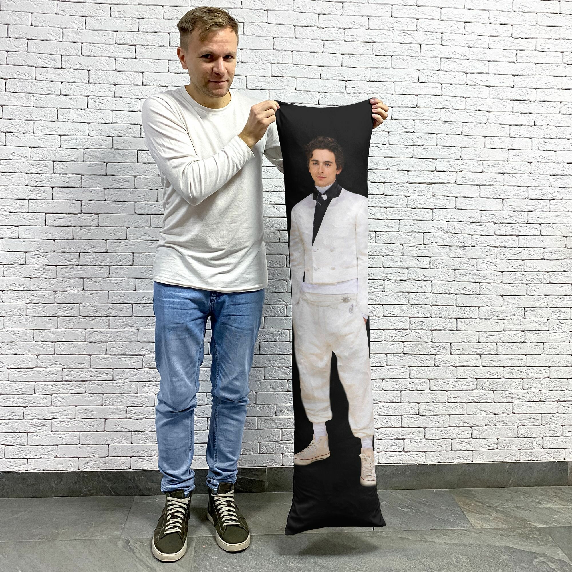 Подушка дакимакура Тимоти Шаламе 35x140 см