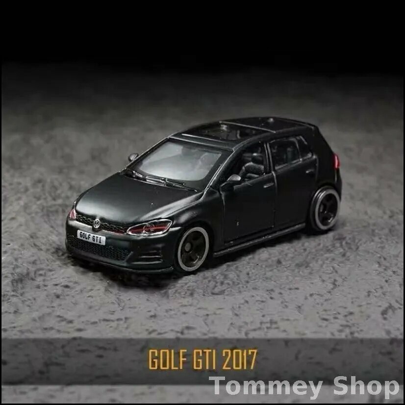 Эксклюзивная модель Volkswagen Golf GTI 2017 в черном цвете от Burago 1:64