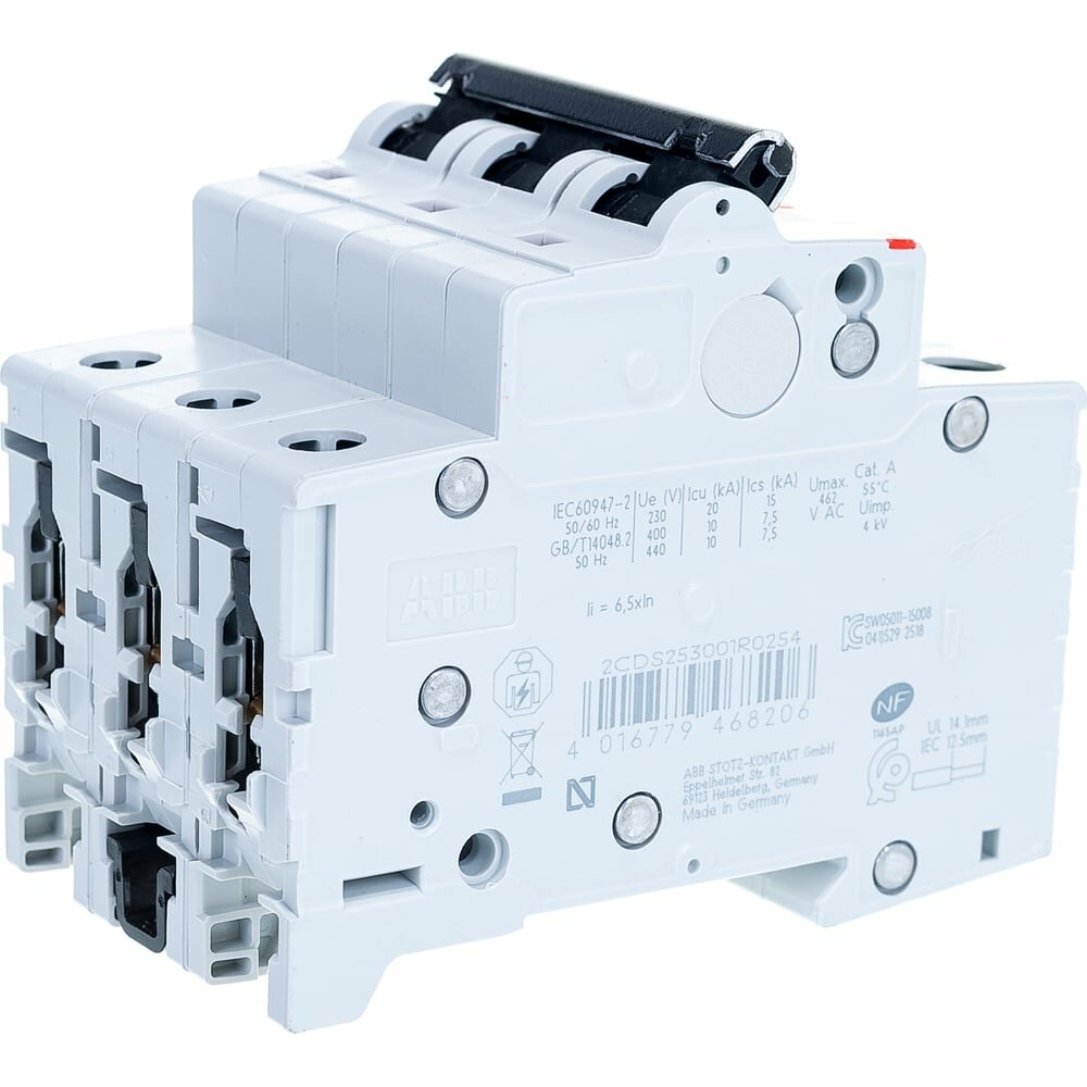 Трехполюсный автоматический выключатель ABB 2CDS253001R0254