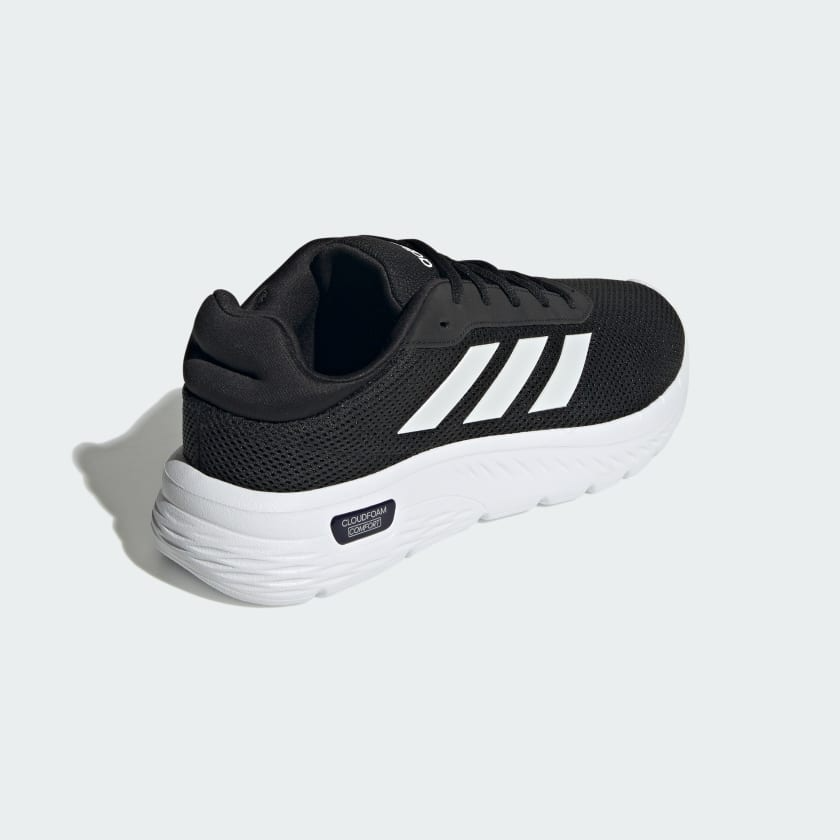 Кроссовки adidas Cloudfoam Comfy, размер 10 UK, черный — фото 1