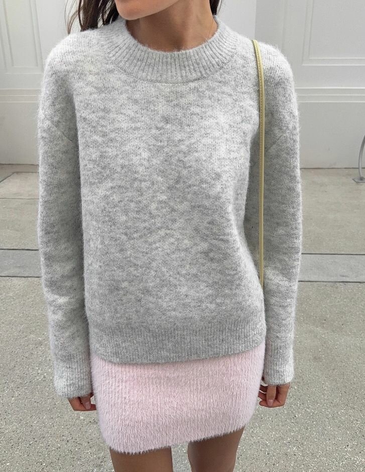 Свитер