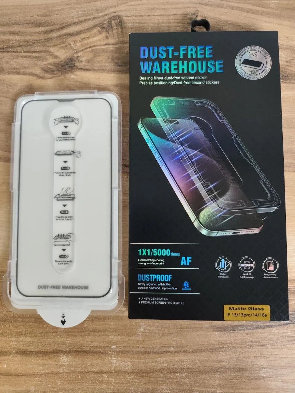Защитное стекло матовое ainy c боксом для установки 2.5D для iPhone 13/13 pro/14/16e Matte Glass с черной рамкой