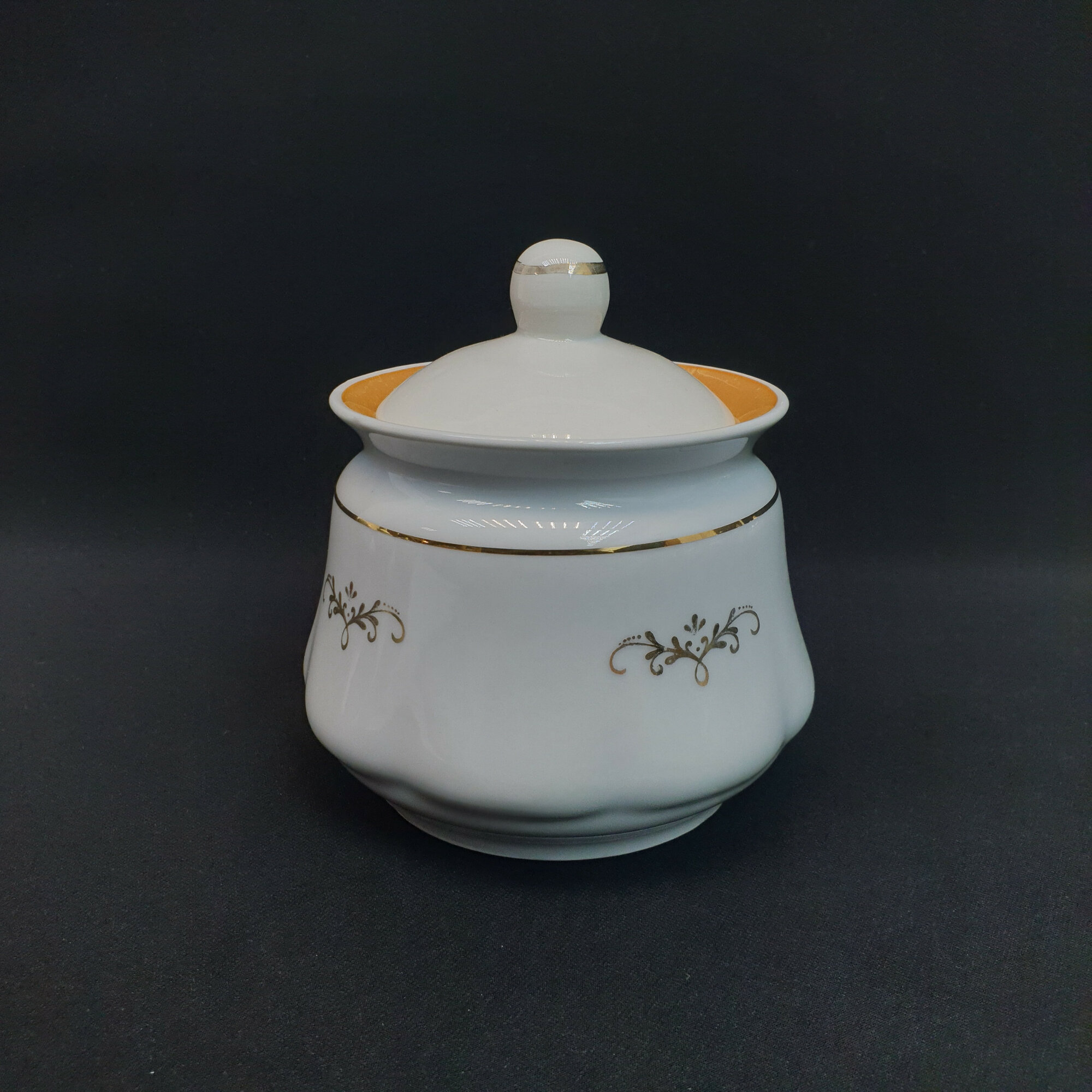 Винтажная сахарница Суммы, фарфор 0.5 л, СССР