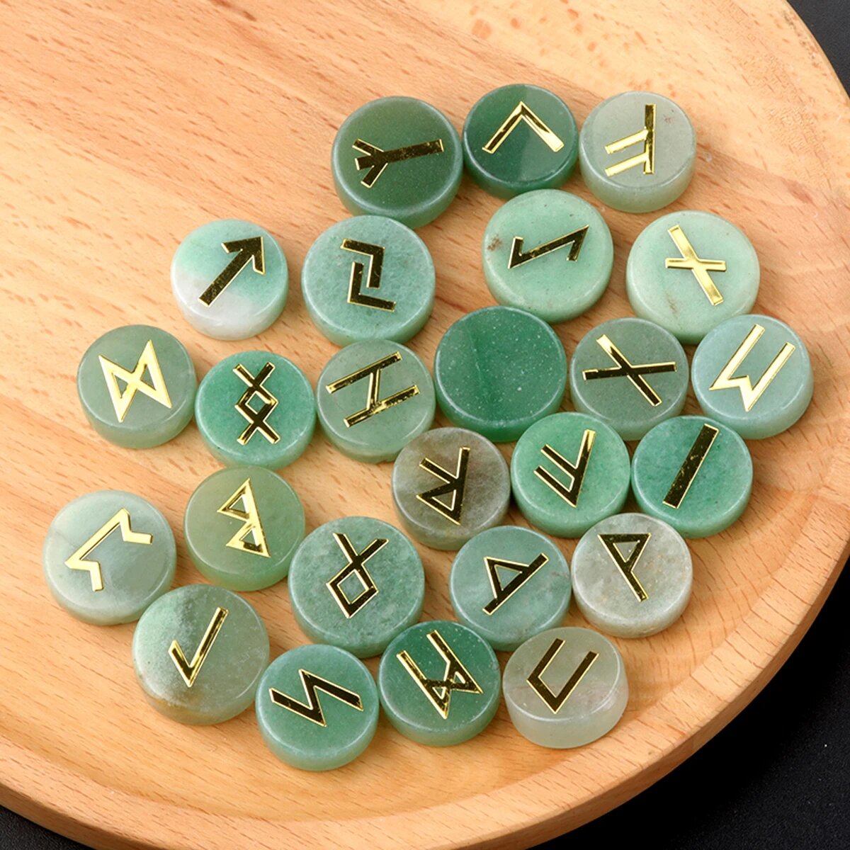 Набор из 25 камней агат изумрудный Green Aventurine
