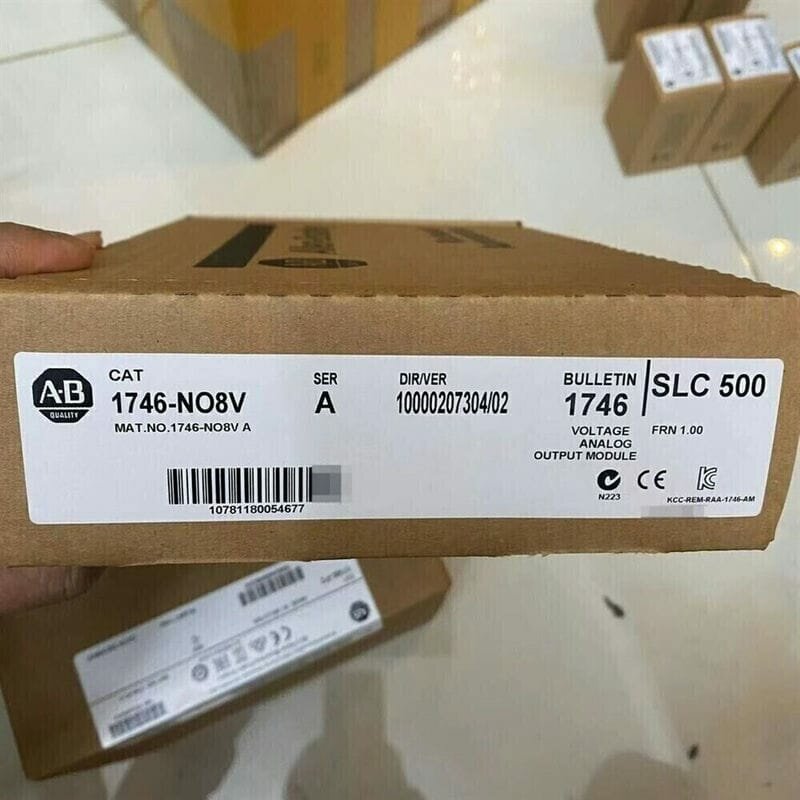 Модуль Allen-Bradley 1746-NO8V