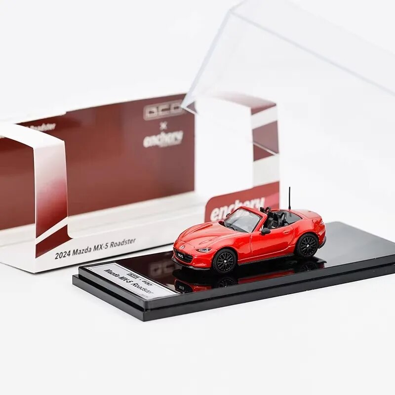 BBURAGO Mazda MX-5 Roadster 1:64, Красный