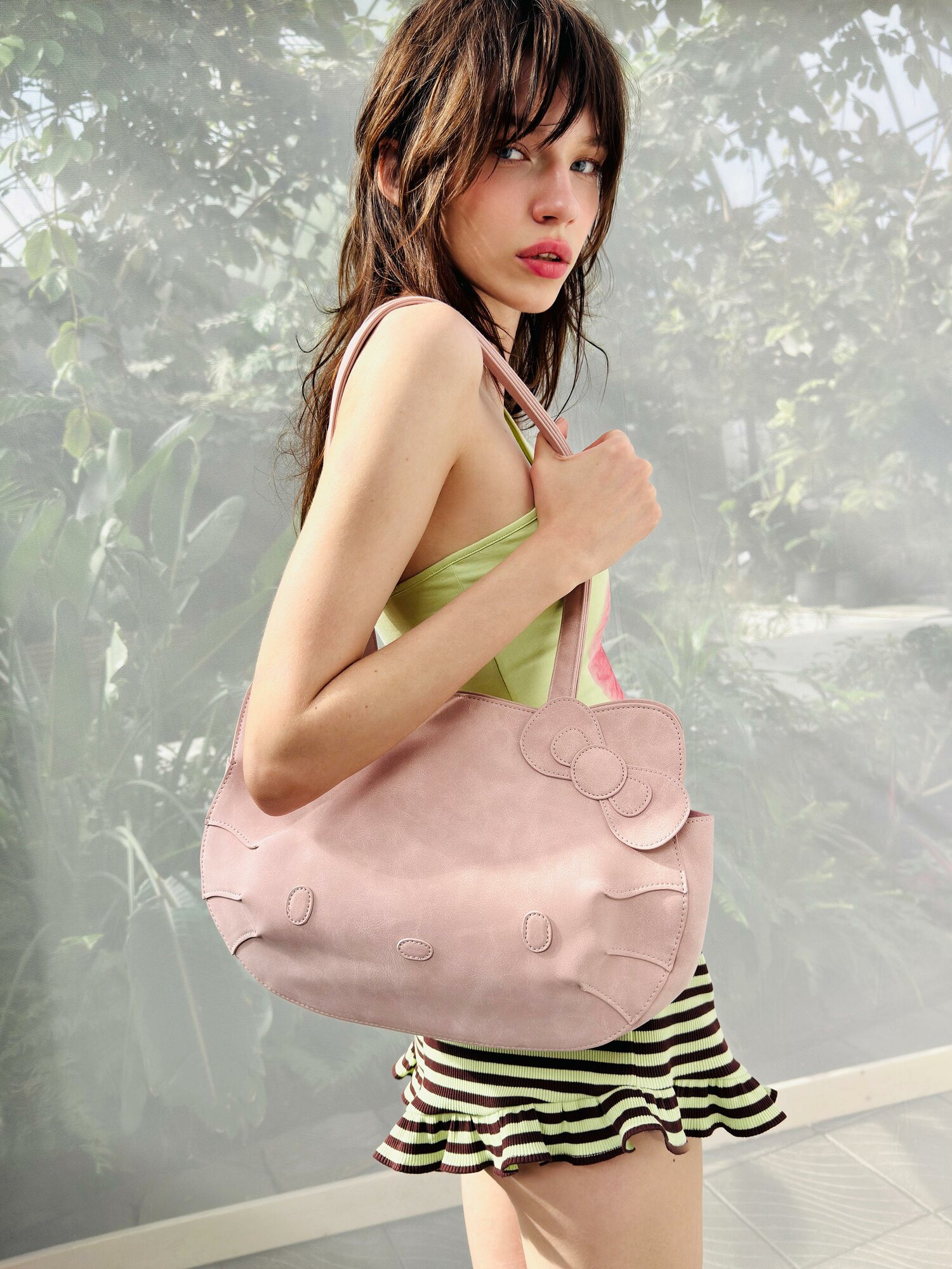 Сумка Сумка Hello Kitty из линейки SELA Young