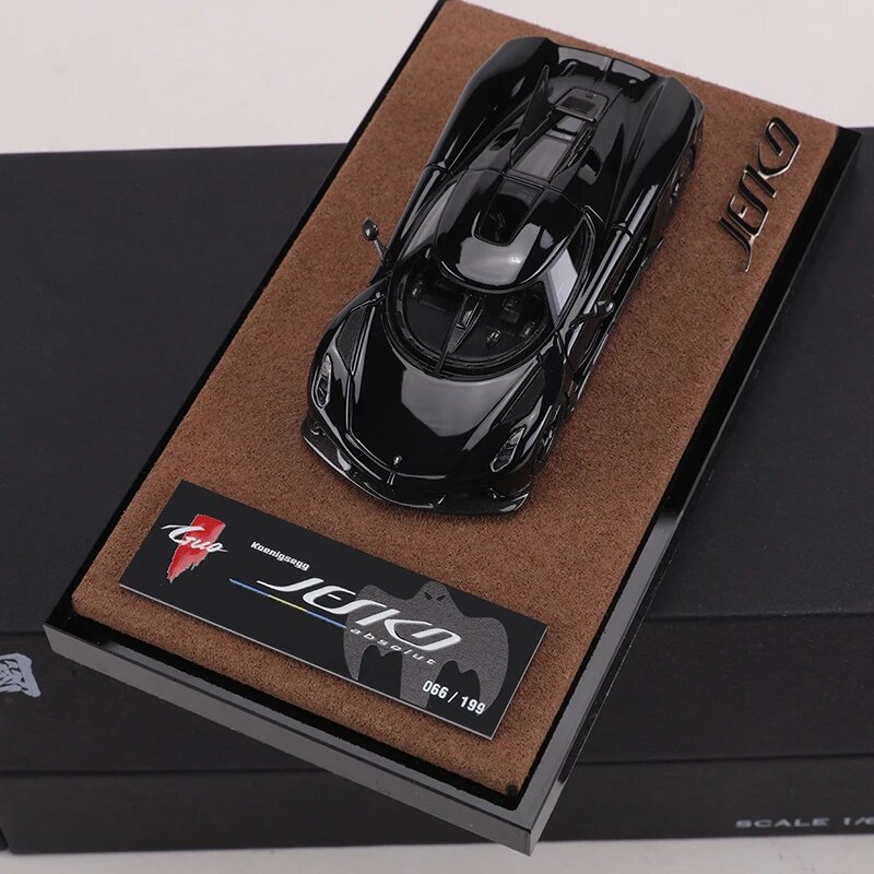 Maisto 1:64 модель автомобиля из резины Черный, черный