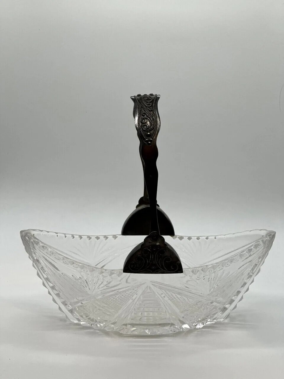 Хрустальная Конфетница Ладья с мельхиоровой ручкой ссср 1970 годы винтаж великолепная