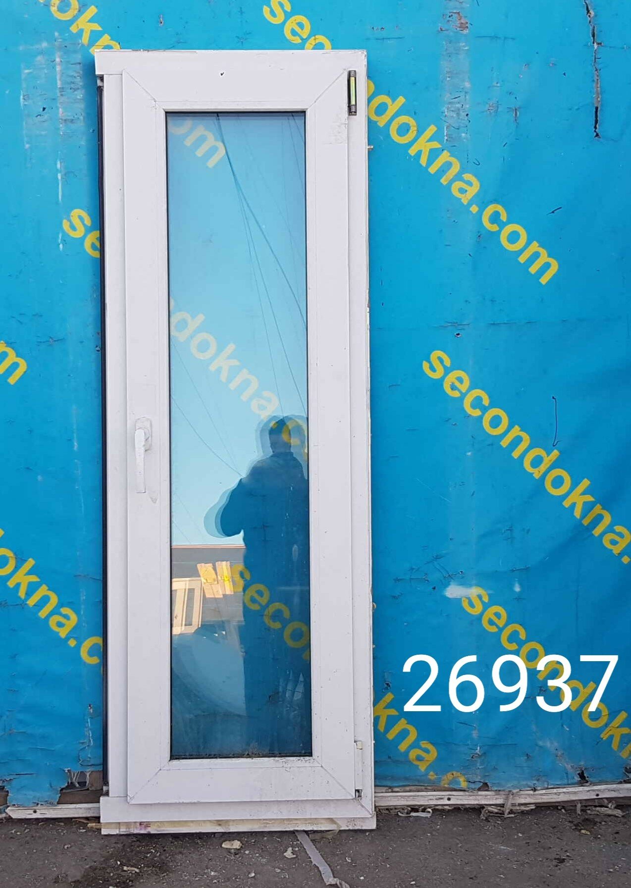 Пластиковое окно Б/У 1530(в)х540(ш)