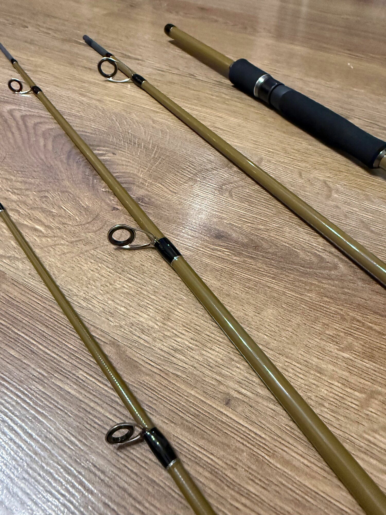 Спиннинг штекерный DowEe 2.10м, 10-30г Спиннинг штекерный DowEe 2.10м, 10-30г