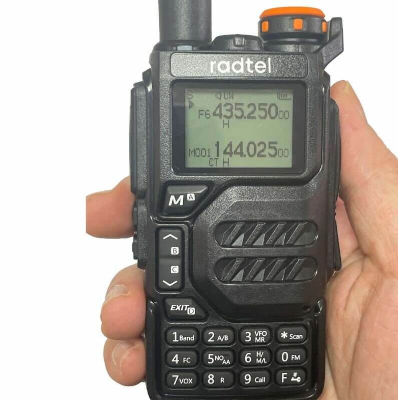 Radtel RT-590 Авиадиапазонная портативная рация для любительской связи (UHF/VHF). Полнодиапазонная радиостанция с 200 каналами, поддержкой NOAA, AM и спутниковой связи (Satcom).