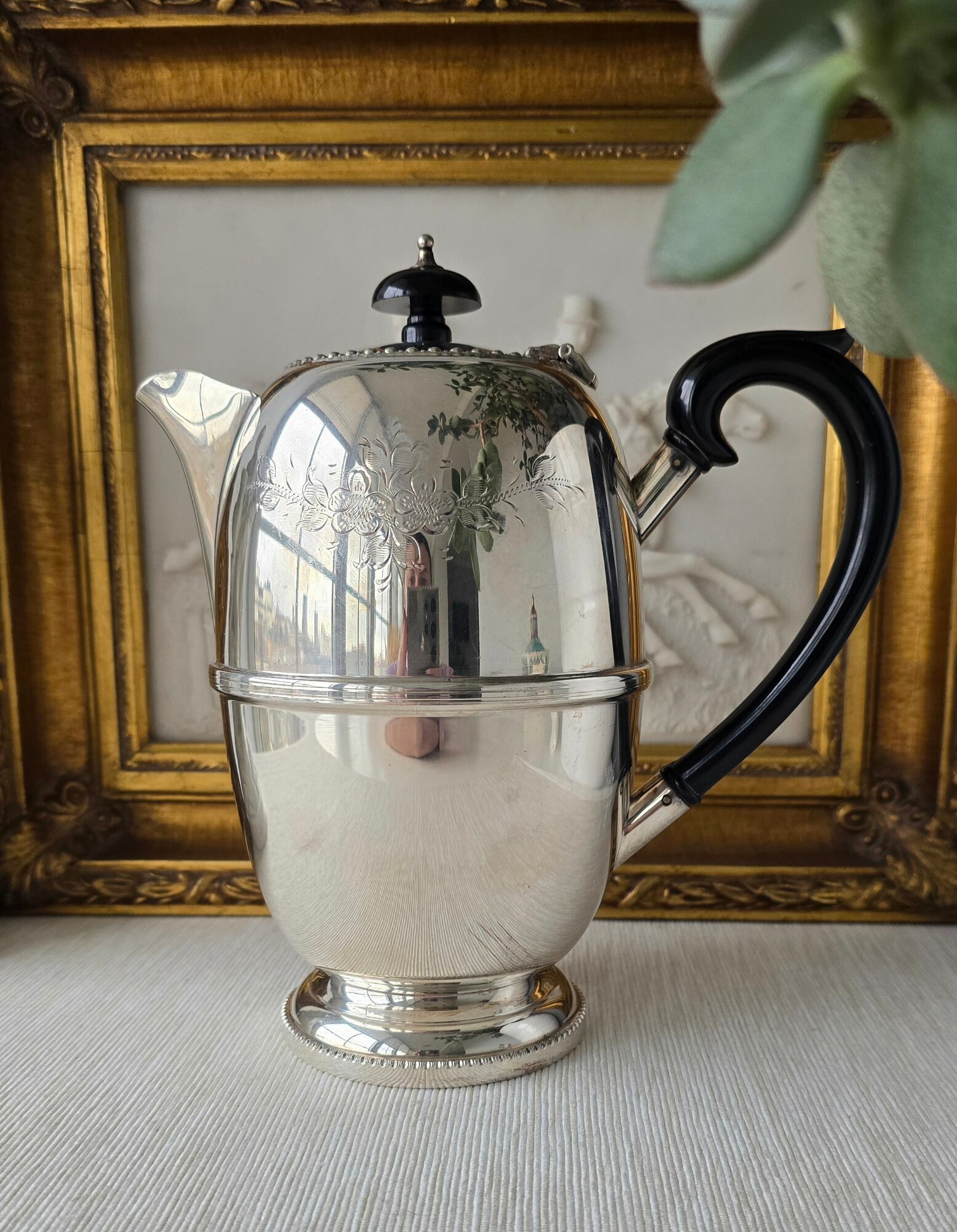 Старинный кофейник