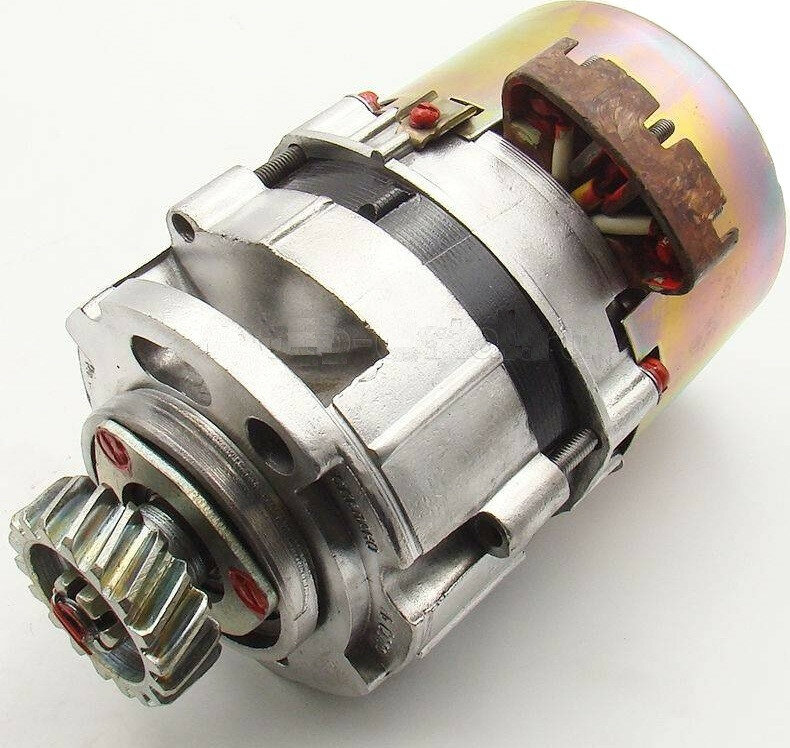 Генератор Урал, 12в. 150вт.