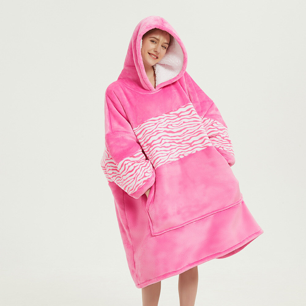 Плюшевый теплый плед худи с рукавами