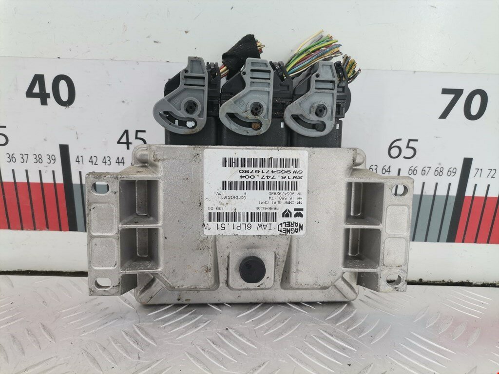 Блок управления двигателем Peugeot 307 9654716780 арт. 1811137